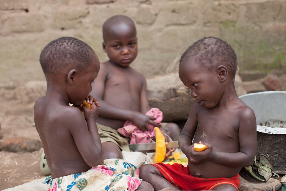 END HUNGER IN AFRICA on emaze